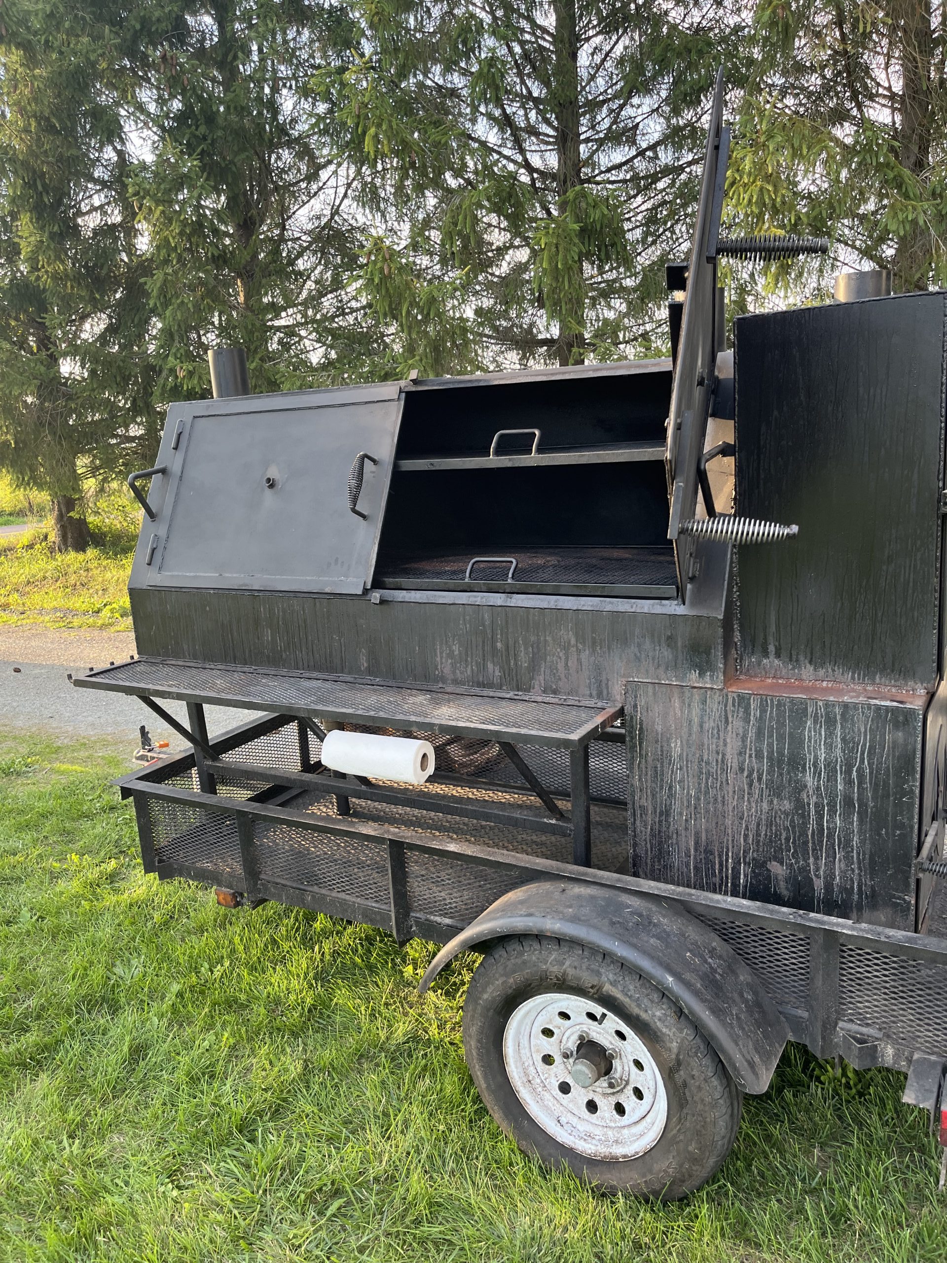 Esther comes home - BBQ Underground